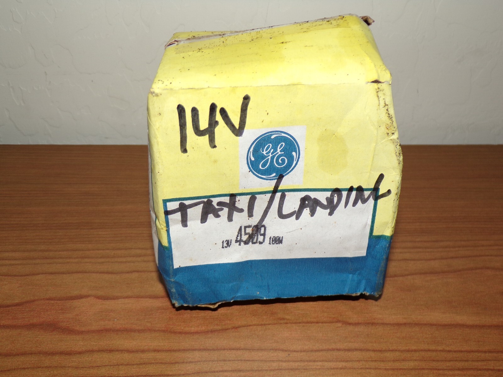 GE 14V Landing Light 4509 (13V, 100W) | eBay