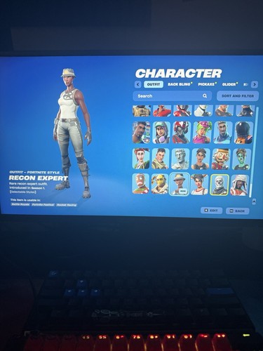 Fortnite accnt w/Raptor, Travis Scott, recon expert, red-nosed raider ...