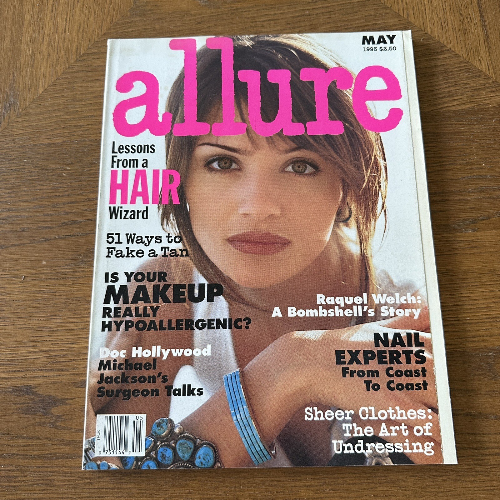 Allure mag 1993 HELENA CHRISTENSEN Linda Evangelista Raquel Welch Eva ...