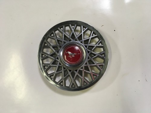 74 75 76 77 78 Ford Mustang II Ghia Chrome Hubcap Center Cap | eBay