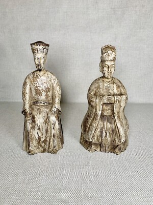 Hand Carved Figurines Of Ancient Chinese Emperor And Empress In Antique ...