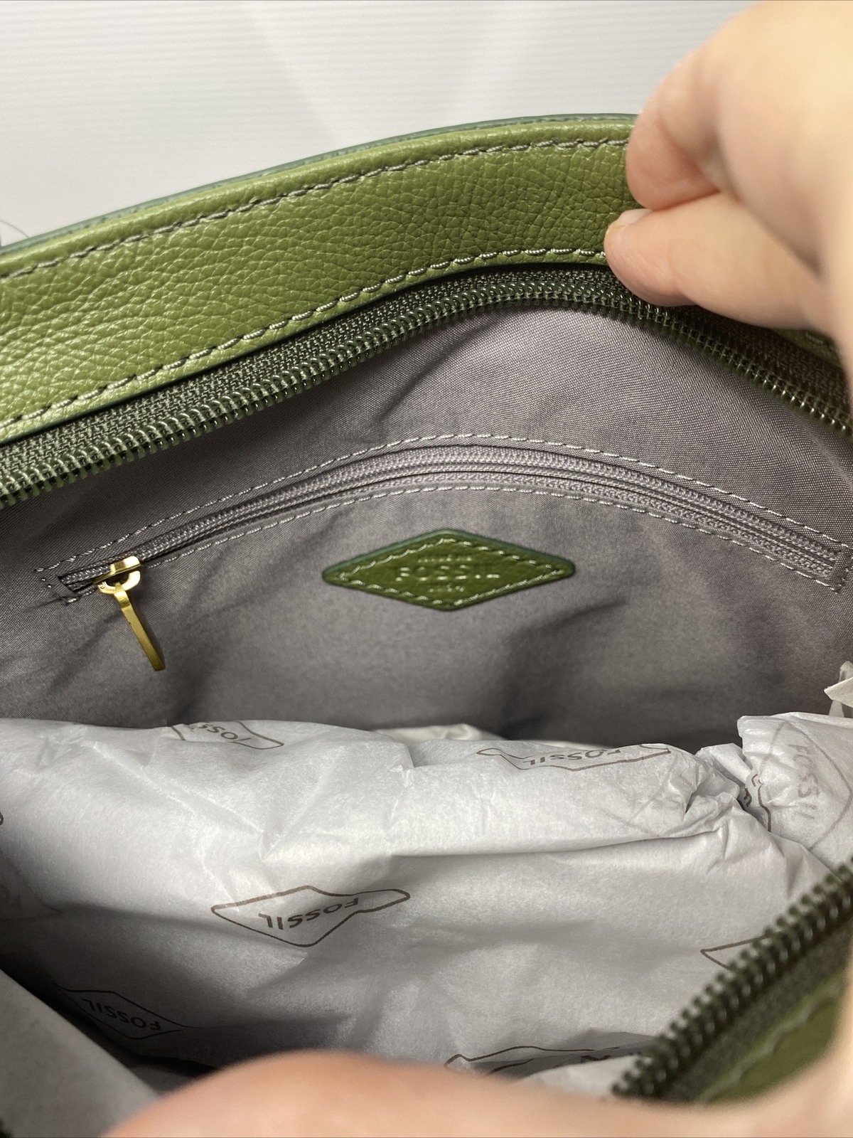 Fossil Amelia Chive Green Leather Bucket Bag Brass HW SHB2393350 NWT ...