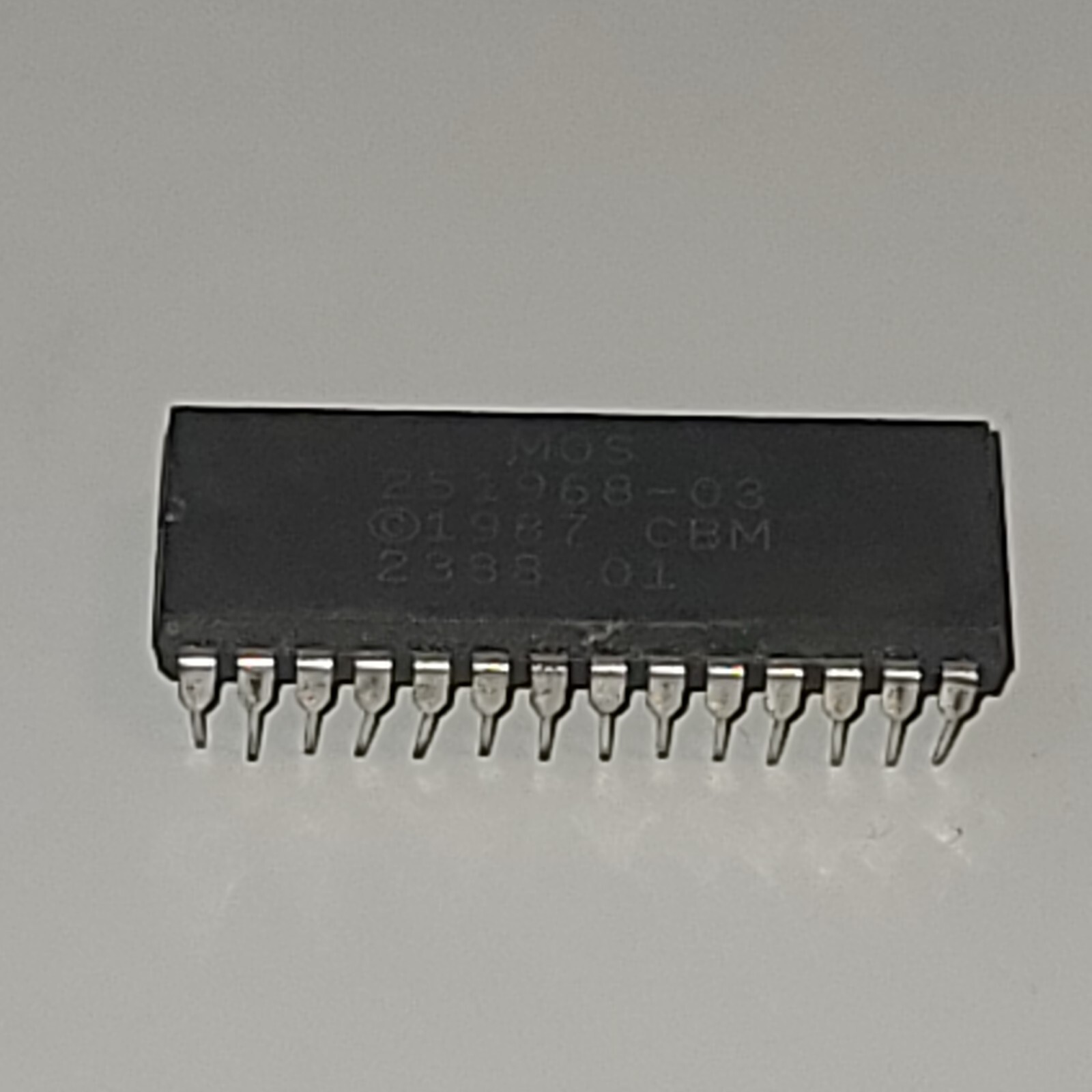 MOS 251968-03 Commodore DOS Rom chip for 1541-II drives INTEGRATED ...
