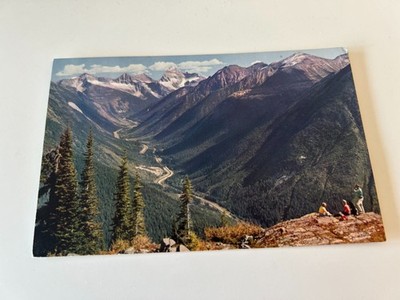 The Trans Canada Highway Illecille Waet Valley Mt Sir Donald Range ...