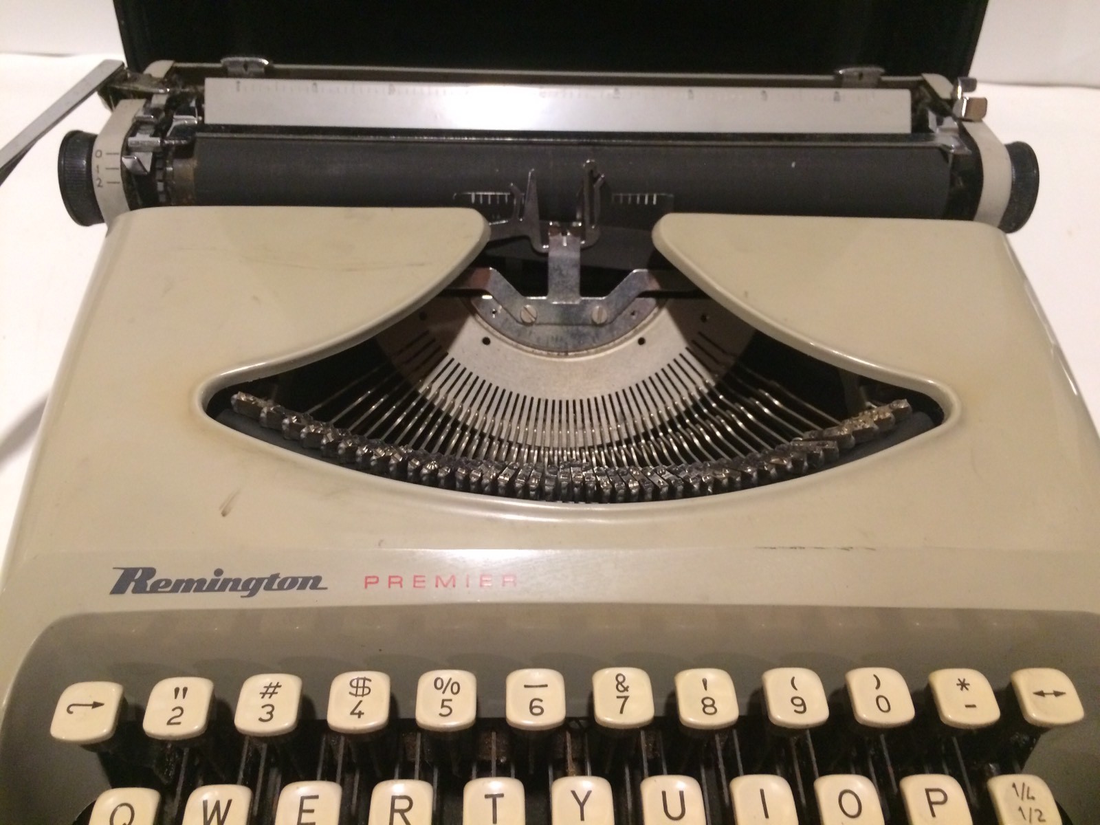 Vintage Remington Premier Typewriter Made In Holland | eBay