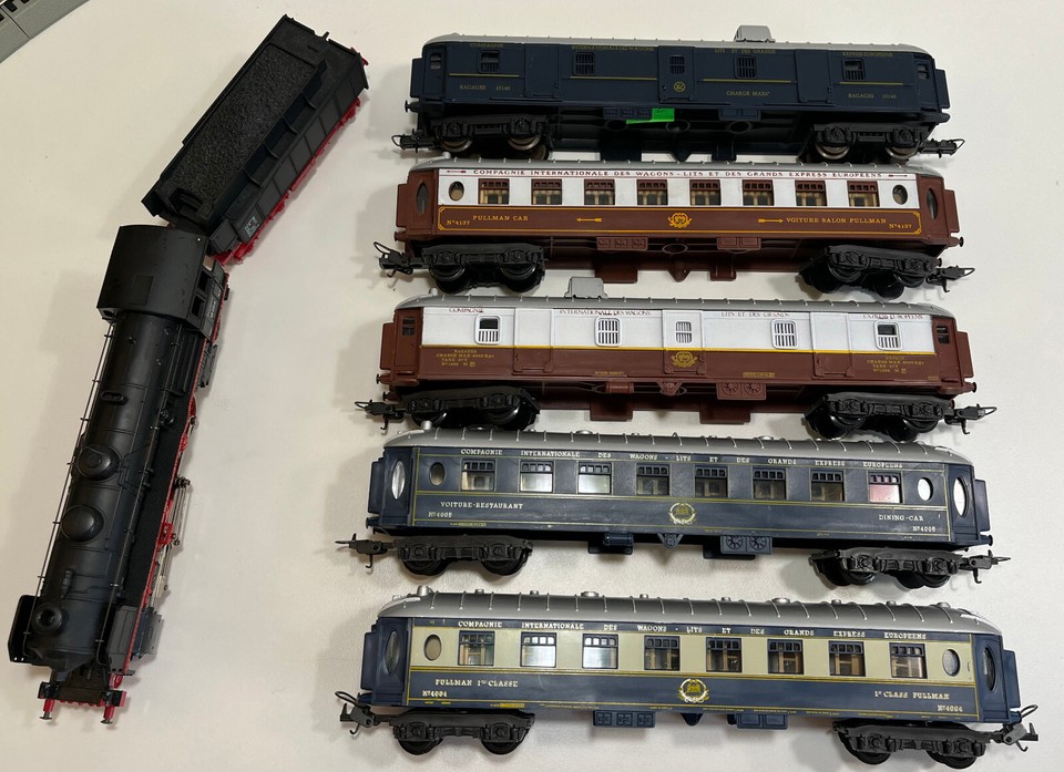 Awesome Lima Italian HO-Scale Orient Express Train Consist w/ 5 Pullman ...