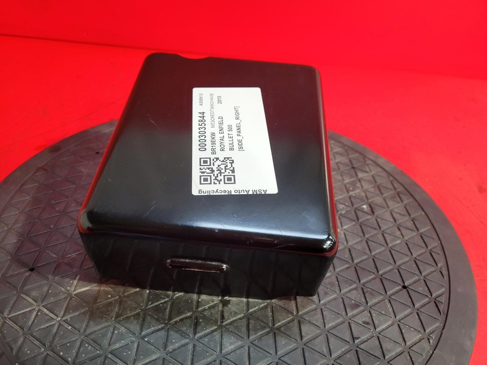 2019 ROYAL ENFIELD BULLET 500 RIGHT SIDE PANEL | eBay