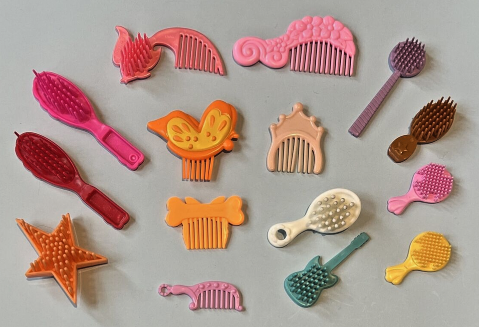 Vintage Doll Hair Brush & Comb Lot -- Barbie Bratz guitar butterfly ...