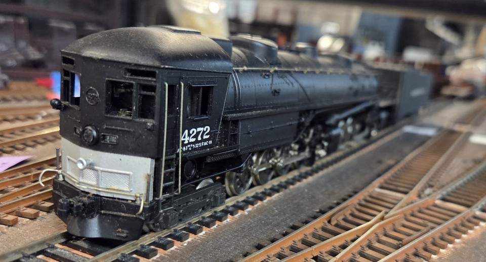 Southern Pacific 4-8-8-2 Cab Forward HO SP AHM Steam Locomotive. | eBay