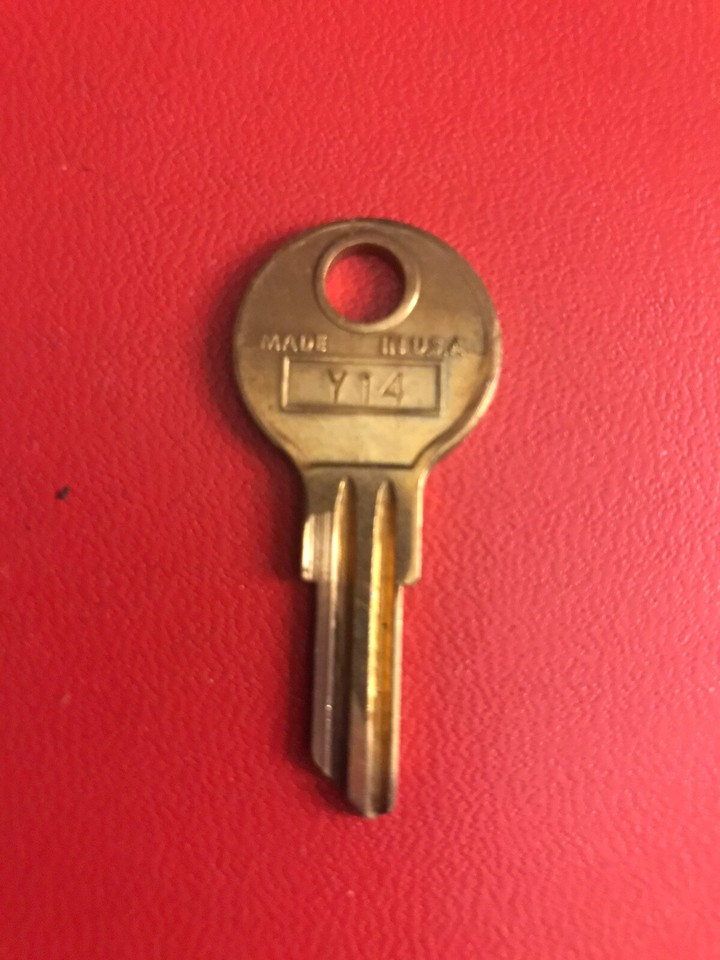 Curtis brand Y-14 key blank Y14 [KB3] | eBay