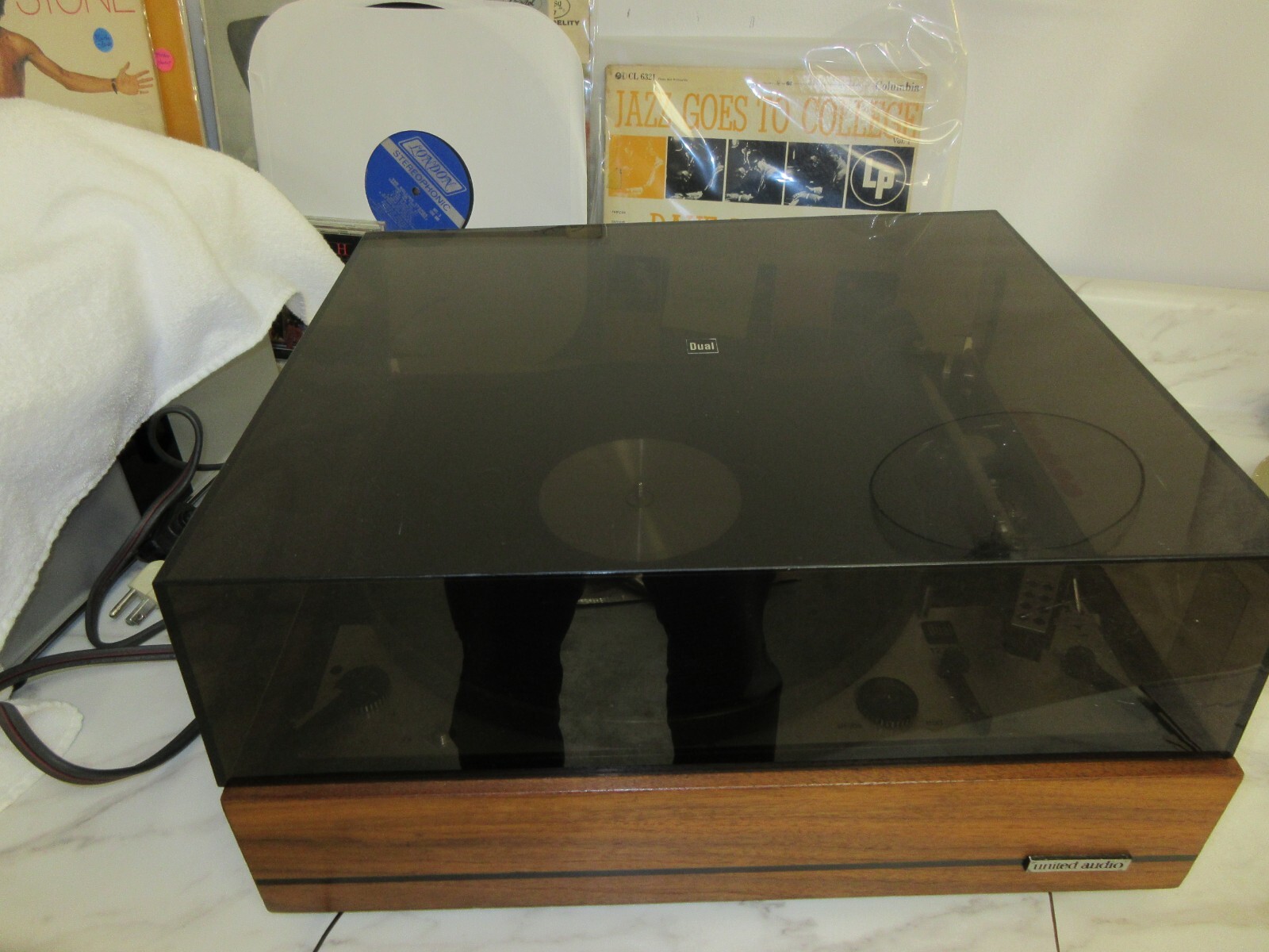 DUAL 1229 Q TURNTABLE With Dust cover and Owner’s Manual | eBay
