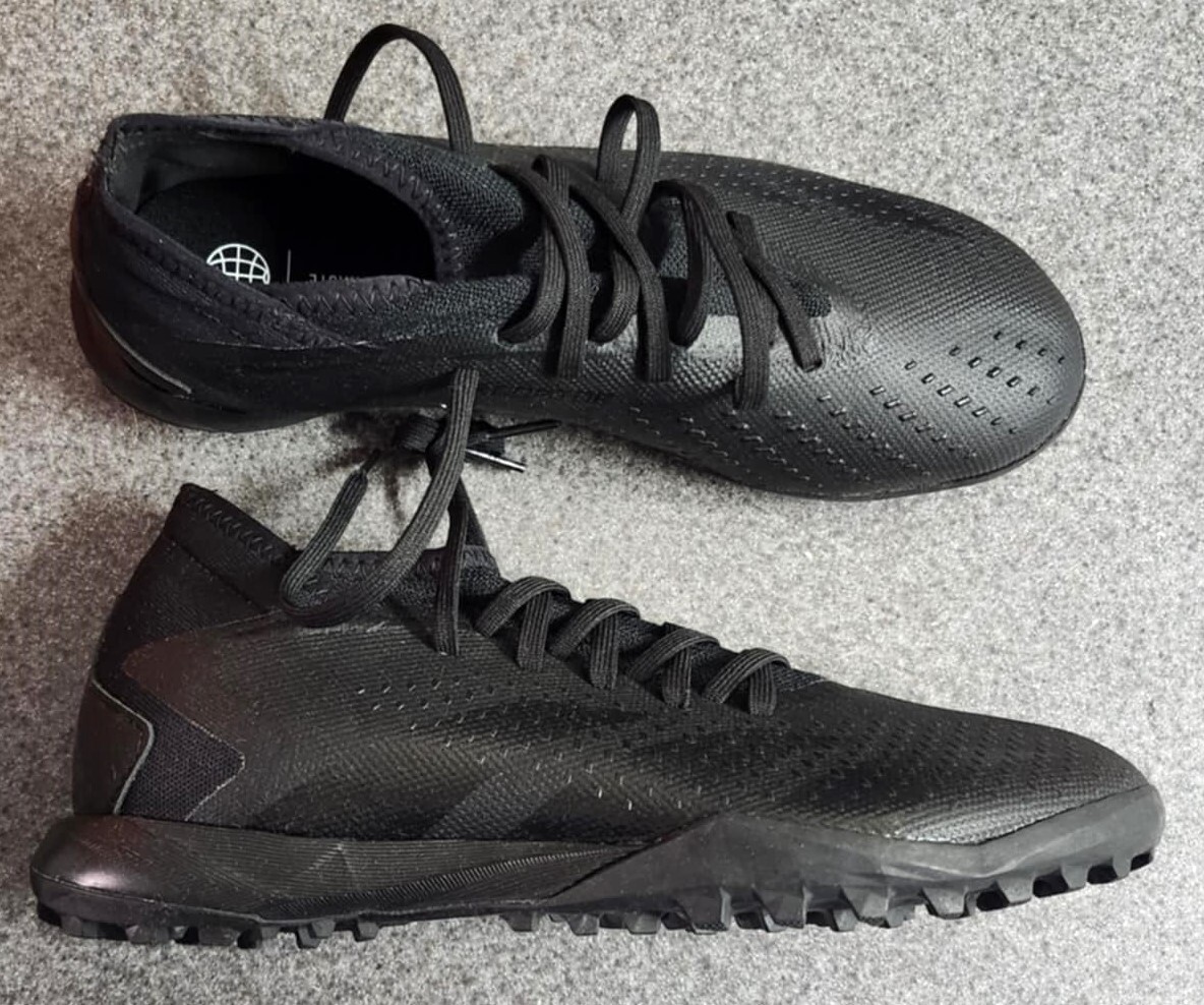 Adidas Predator Indoor Soccer Cleats PBB 698007 - Size 7