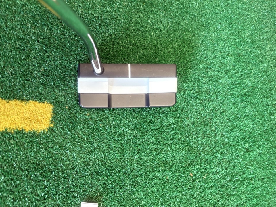 Odyssey White Hot Versa Double Wide DB 38 in Putter Right-Handed ...