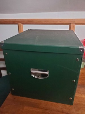 Lot of 3. 2 Byers Choice Caroler Condo Figurine Storage Box and 1 ...