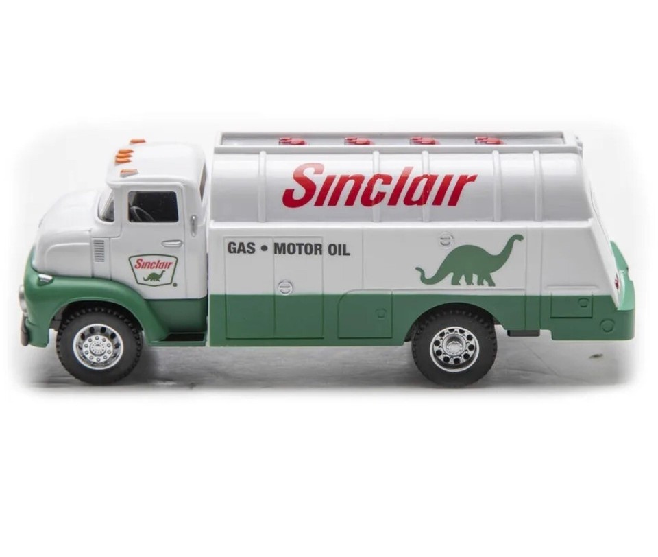 1956 Sinclair Fuel Tanker Truck 1/48 O Scale O Gauge Vehicle Car Dino ...