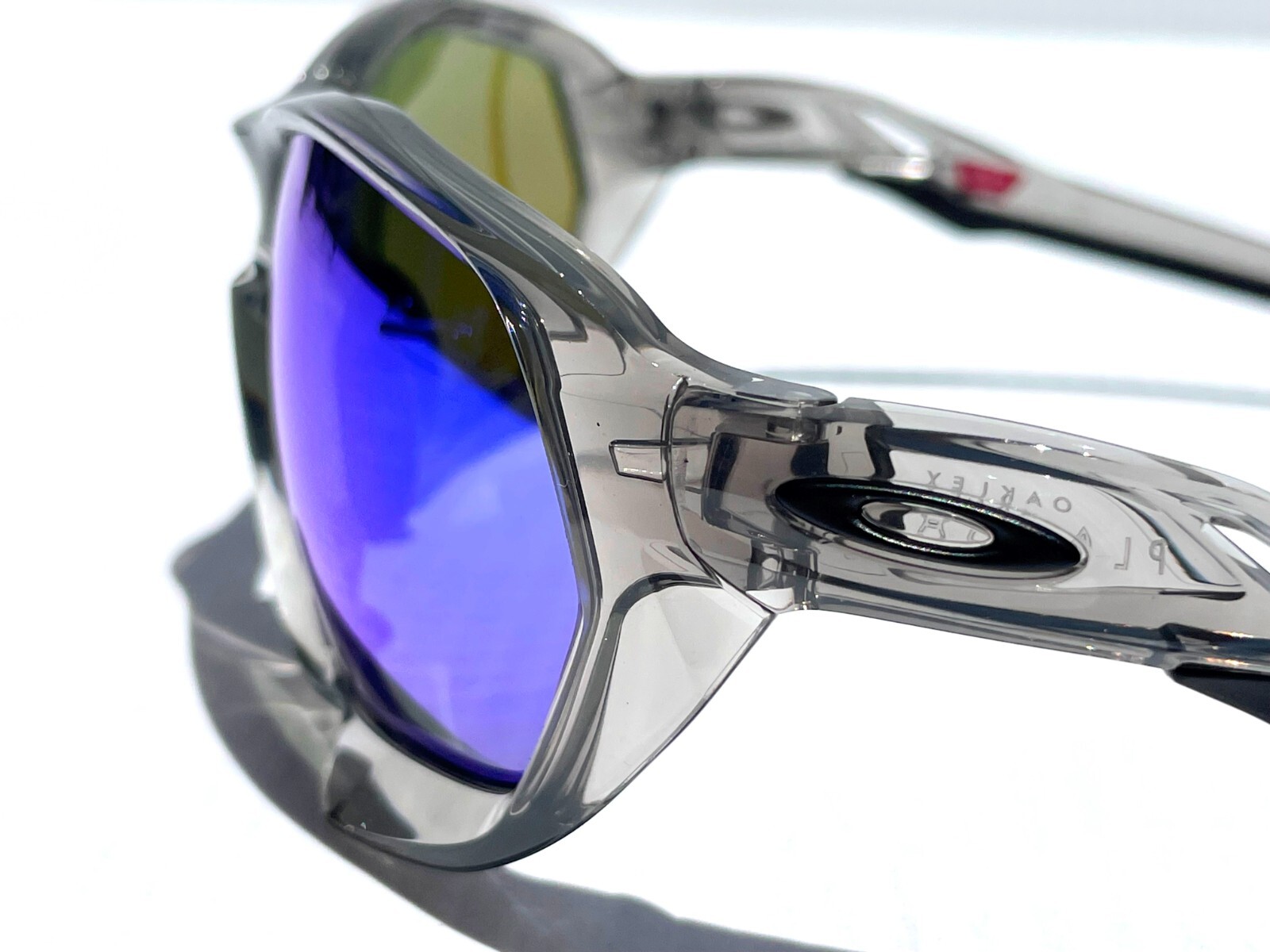 NEW Oakley PLAZMA Grey Smoke POLARIZED Galaxy Blue Lens Sunglass 9019 ...