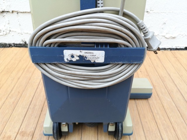 Electrolux Regency Series Upright Vacuum Cleaner 1572E Works Great for ...