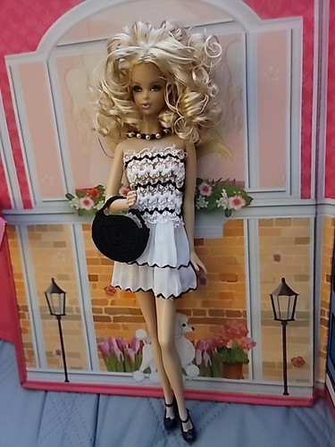 Mattel Barbie Doll Model Muse Rooted Eyelashes Blonde Hair | eBay