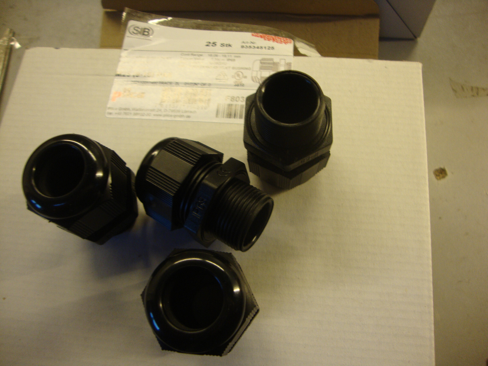 25 x Plica M25 Kabelverschraubung mit Gegenmutter M25(9-18) Schwarz | eBay