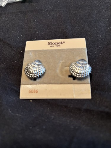 MONET SILVER TONE CLAM SHELL CLIP ON EARRINGS NWT | eBay
