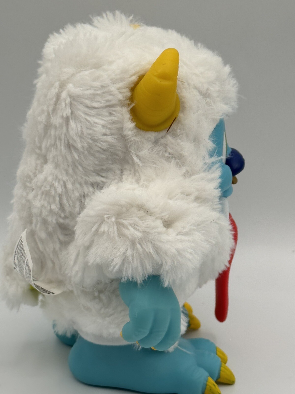 MGA Entertainment CRATE CREATURES Blizz White Monster 2017 WORKS | eBay