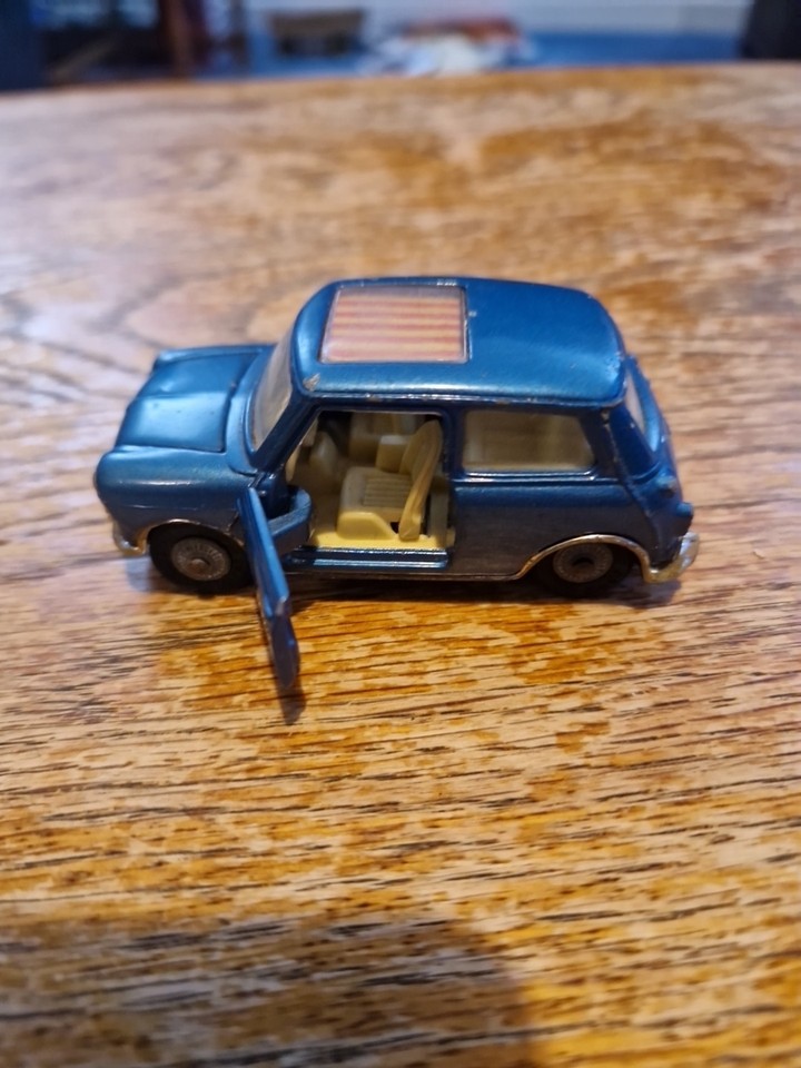 Corgi Toys BMC Mini Cooper S Blue With Striped Sunroof 998217 | eBay UK