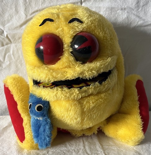 Vintage Pac-Man Plush Puppet with Ghost - Commonwealth Toy Novelty Co ...