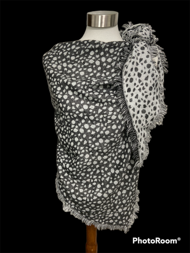 Altar’d State Leopard Print Fringe Wrap Triangular Scarf One Size Black ...