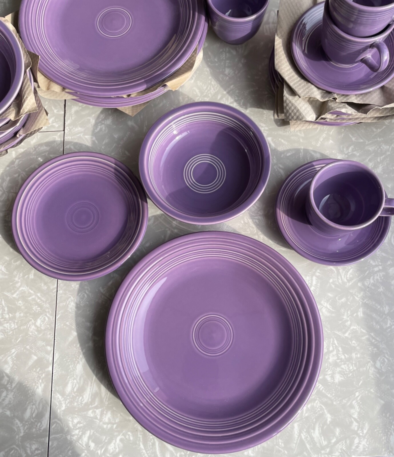 NEW in Box Fiesta Lilac 20 pc place settings Homer Laughlin Fiestaware ...