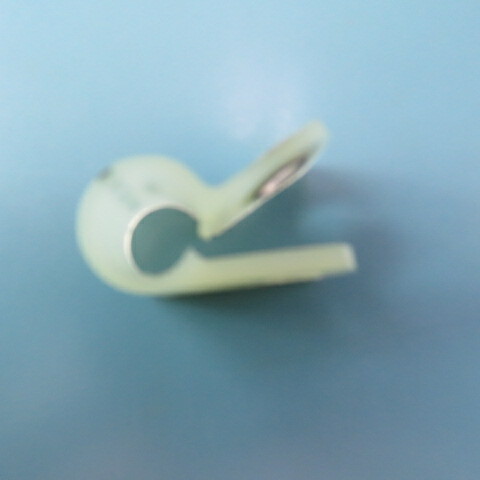 ESSENTRA/ RICHCO MS25281-R5 Qty of 40 per Lot Cable Clamp - Screw Mount ...