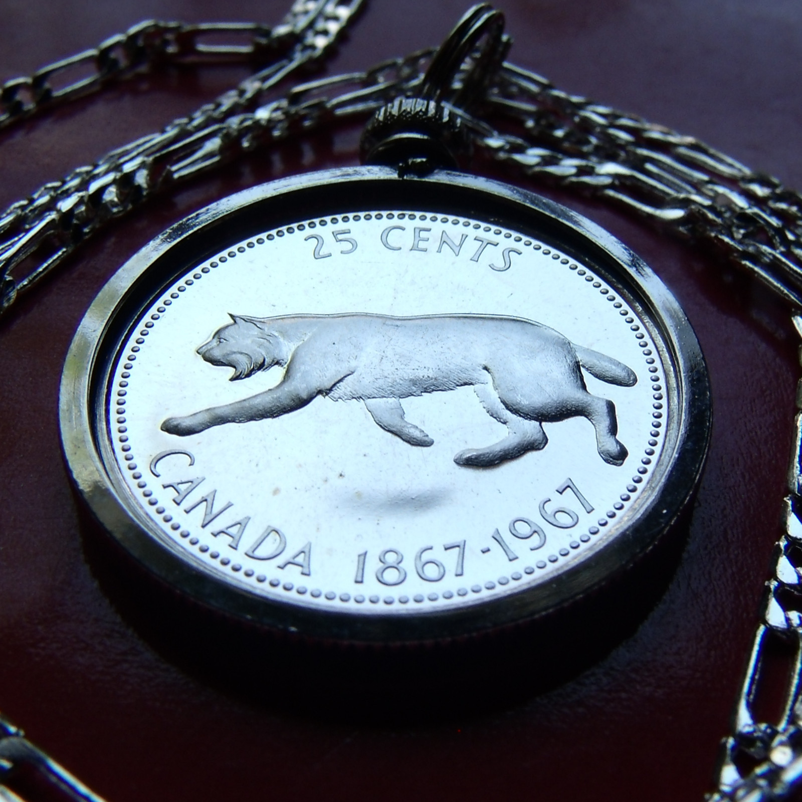 1967 SILVER CANADA LYNX COIN Pendant 26mm diam. on 24" 925 Sterling ...