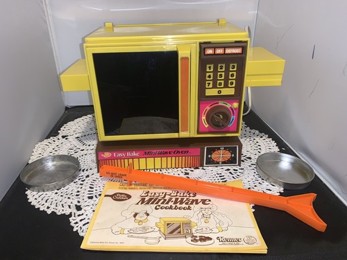 Vintage Easy Bake Mini Wave Oven In Original Box With Instructions Pans ...