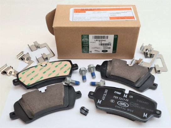 Land Rover Discovery 17 Range Rover 13 Sport 14 Rear Brake Pads ...