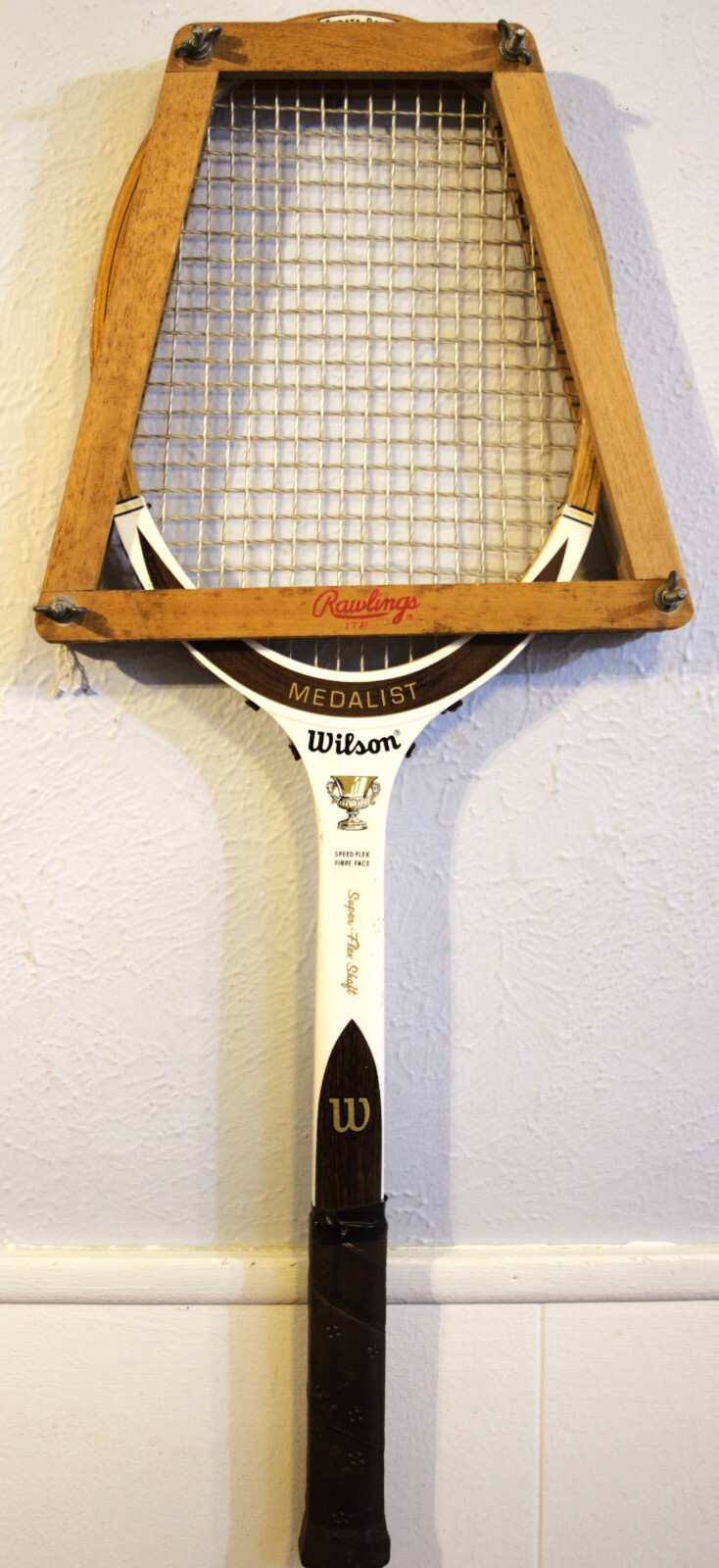 Vintage Wilson Medalist Wooden Tennis Racket Super-Flex Shaft in VGC 4 ...