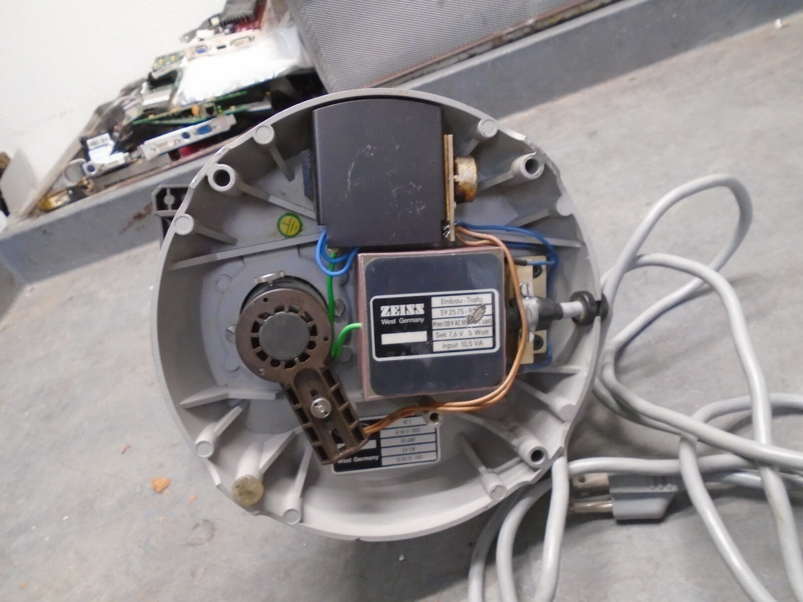 Zeiss Microscope KF2 47 04 12-9902 AS IS for parts or repair | eBay