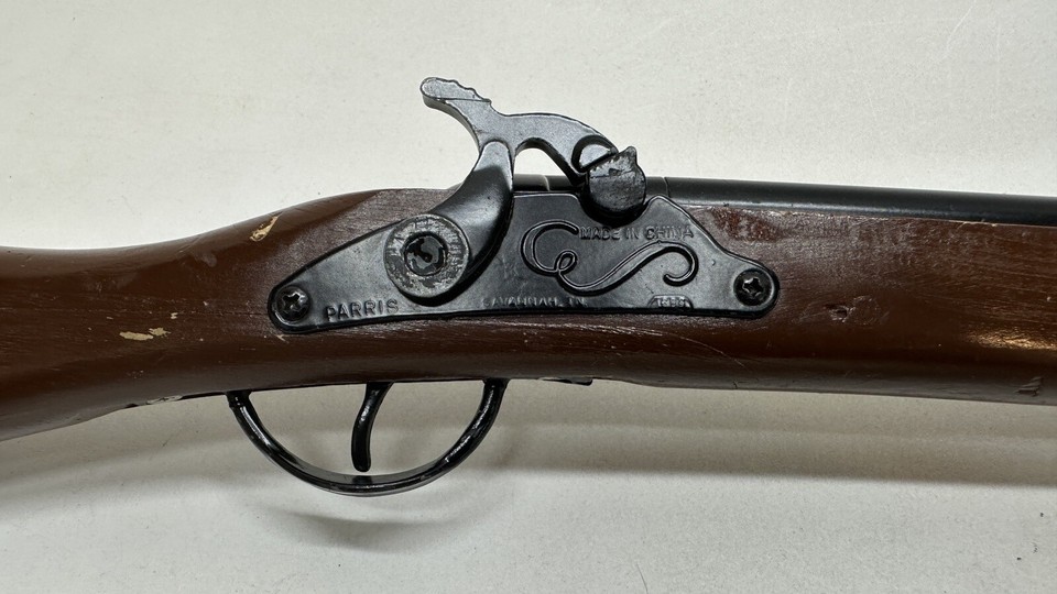 Parris Wooden Kentuckian Rifle Toy Cap Gun 37 inch Flintlock Rifle ...