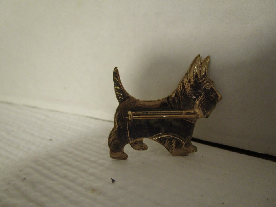 Vintage Scottish Terrier Dog Brooch Gold Tone Pin Scottie Engraved ...