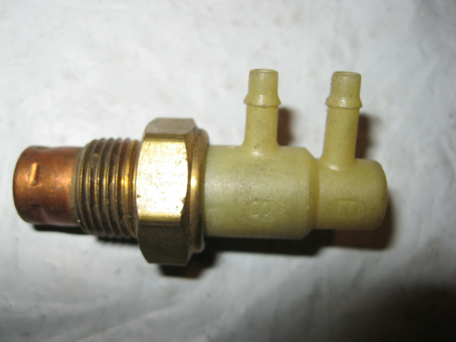 Ported Vacuum Switch Standard PVS12 for sale online | eBay