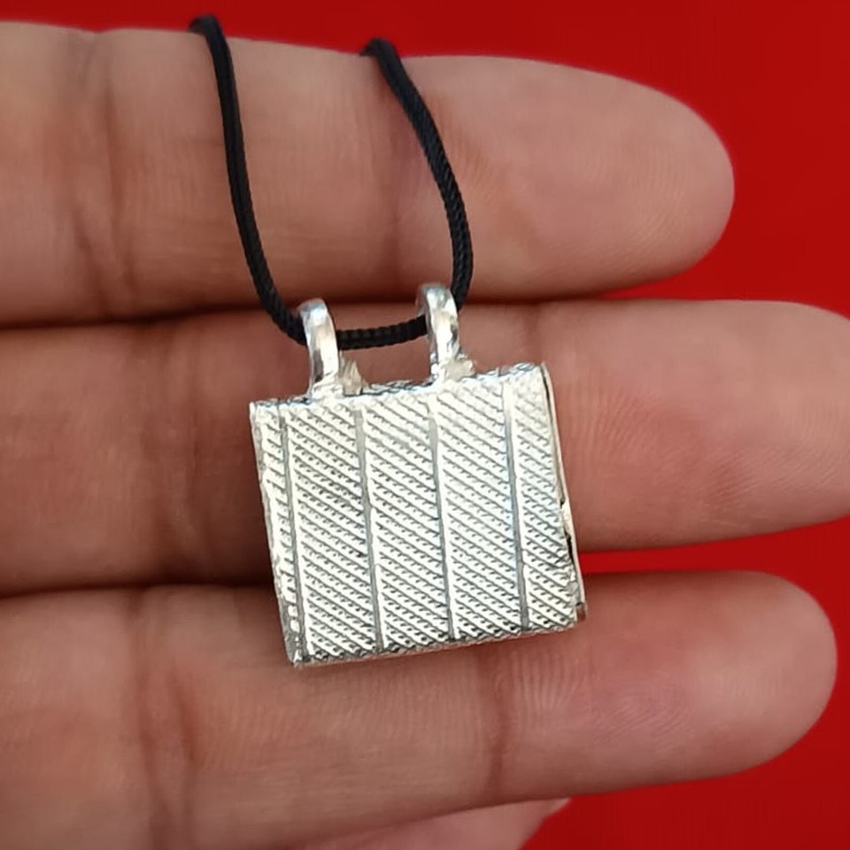 Pure Silver Taweez, Prayer Box Pendant, Evil Eye Protection for Unisex ...