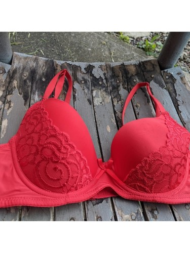 MAMIA Intimates Coral Adjustable Solid Everyday Underwire Bra Size: 40C ...