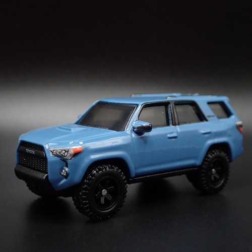 2010-2024 TOYOTA 4RUNNER SUV 1/64 SCALE COLLECTIBLE DIORAMA DIECAST ...
