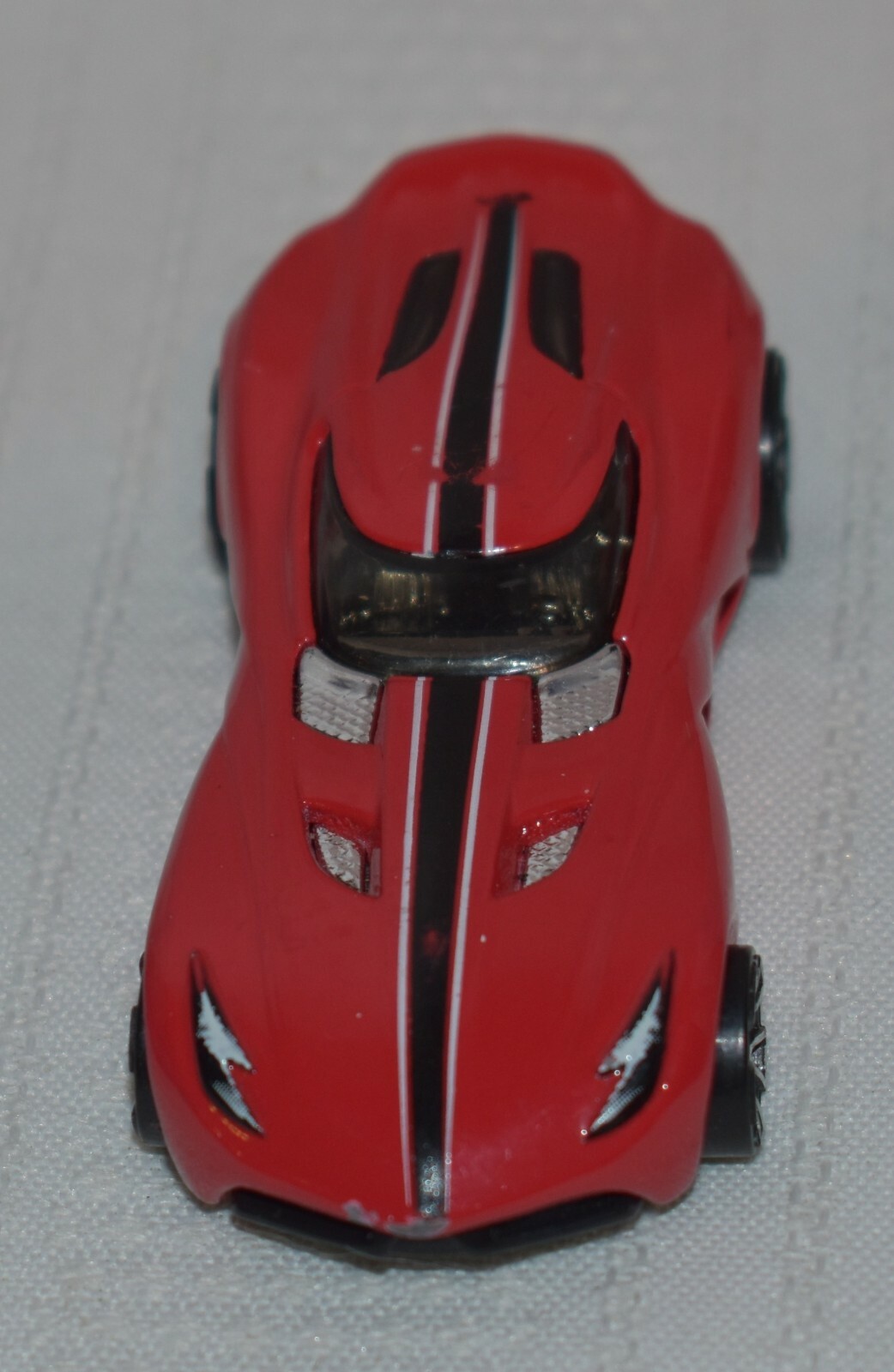 2014 Hot Wheels Red Futuristic Race Car Diecast Metal BDD03 | eBay