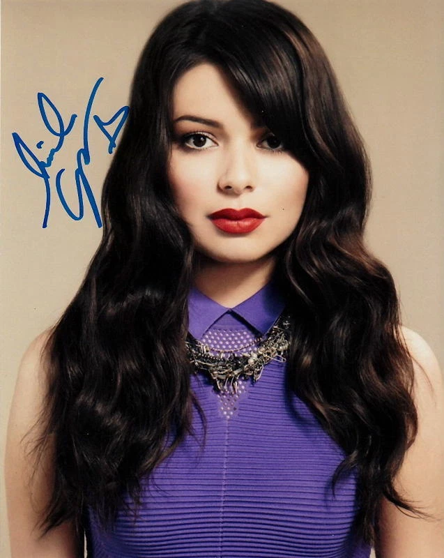 Miranda Cosgrove Without Makeup