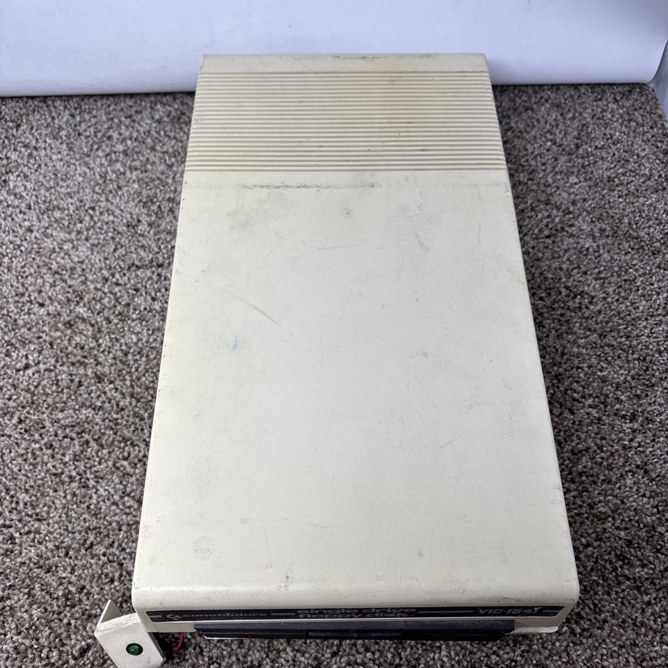 Commodore VIC-1541 Disk Drive Floppy Drive Tested DAMAGED READ | eBay