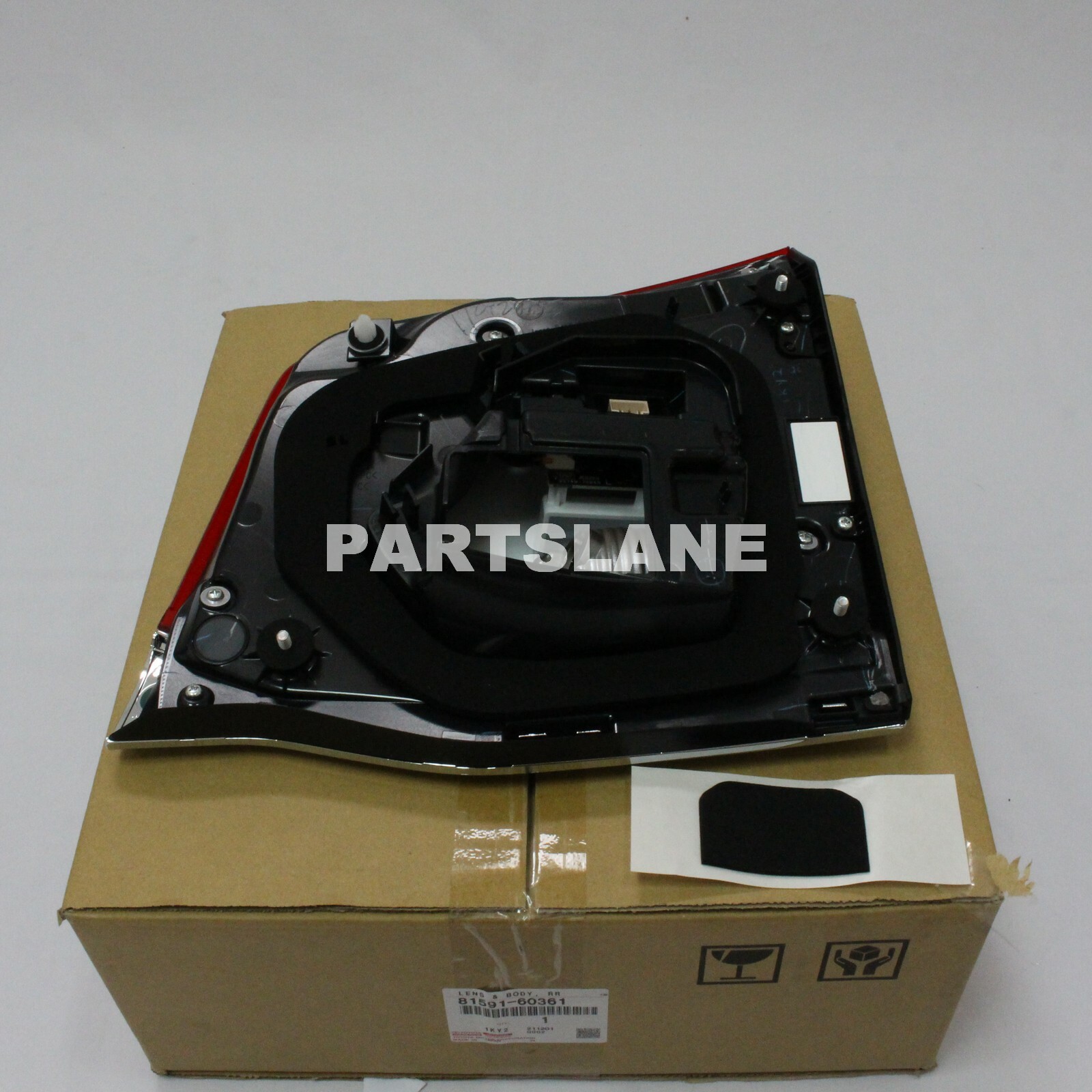 Toyota Land Cruiser GRJ200 OEM Genuine Rear Left Lamp Lens & Body 81591 ...