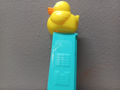 2009 Pez Yellow Rubber Ducky Duck Chick Retired Candy Dispenser Silo ...