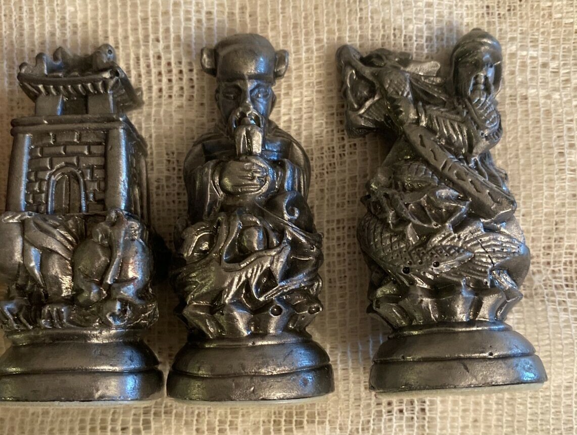 VINTAGE ASIAN/CHINESE HEAVY METAL BRONZE/PEWTER CHESS SET | eBay