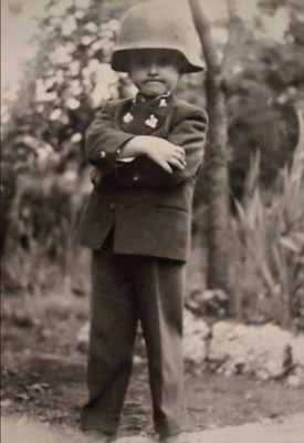 WW2 Photo WWII German Child in Helmet World War Two Wehrmacht / 2427 | eBay