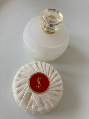 Vtg Champagne by Yves Saint Laurent Perfumed Soap 3.5 oz. ( 100 g ) w ...