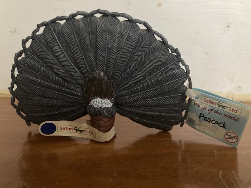 Safari Ltd Peacock Bird Figure Wings of the World Animal 2007 Figurine ...